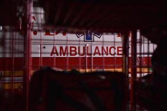 Usa, bus turistico si ribalta dopo gita alle cascate del Niagara: 5 ...